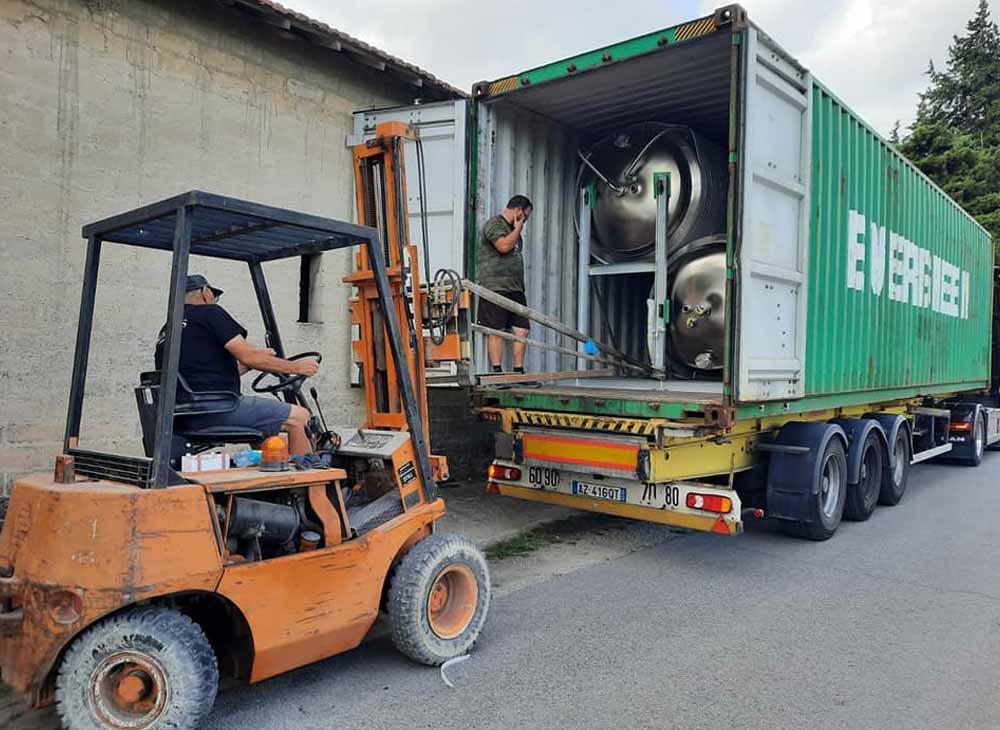 10HL brewery equipment arrive at France | TianTai® 2-150HL brewery ...
