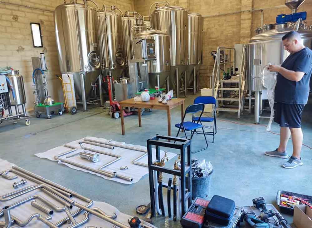 10HL beer brewery equipment setup in France | TianTai® 2-150HL brewery ...