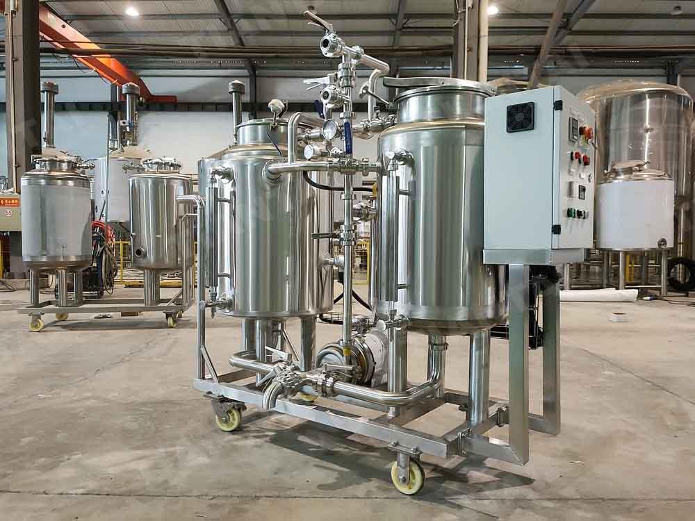 Portable CIP Cart in a Micro Brewery | TianTai® 2-150HL brewery ...