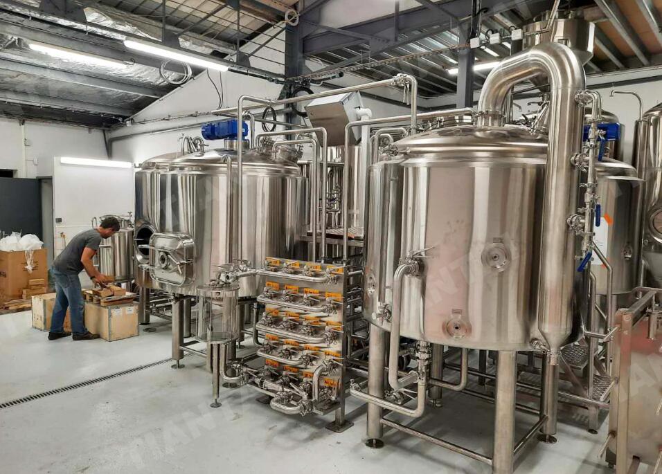 10hl Micro beer brewery under installation in New Caledonia | TianTai ...