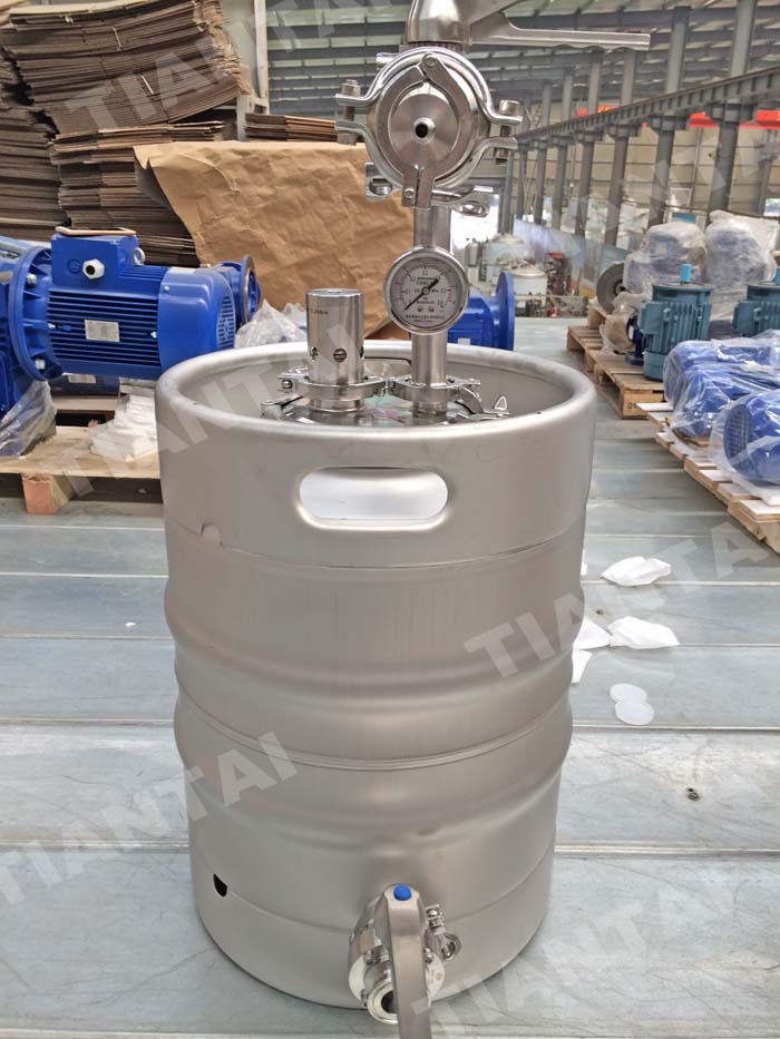 Yeast adding method | TianTai® 2-150HL brewery equipment for sale