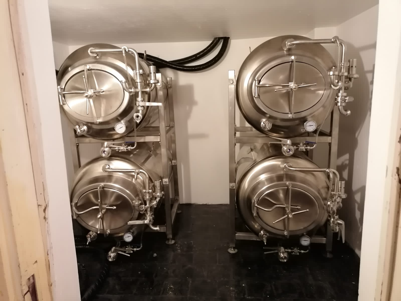 500L Stacked Horizontal Bright Beer Tank | TianTai® 2-150HL brewery ...